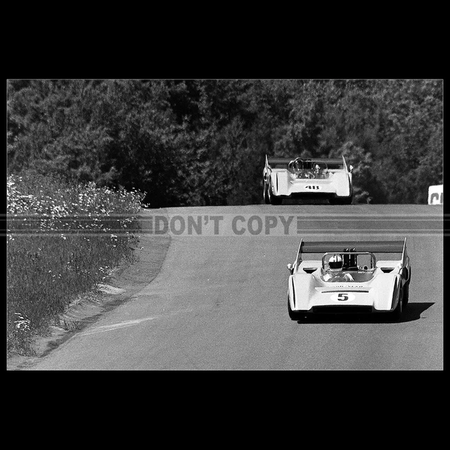 1970 PHOTO A.023663 MCLAREN M8D DENNY HULME DAN GURNEY CAN-AM RACE £6. ...