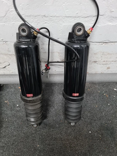 HARLEY DAVIDSON 09-13 FLHT/FLHR/FLTR Touring Rear Air Shocks 54565-09 ...