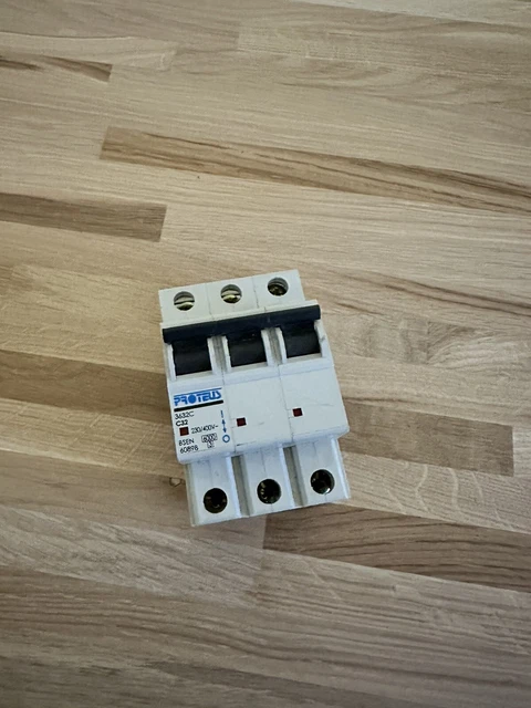 PROTEUS MCB 32 Amp Triple Pole 3 Phase Breaker Type C 32A Geyer 31032/3 ...