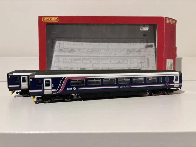 HORNBY OO GAUGE R2695 Class 156 2 car DMU in First Scotrail Livery ...