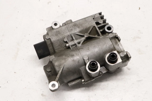 MERCEDES BENZ W204 C220 CDI Ölpumpe Getriebe Zusatzölpumpe orig. MB ...
