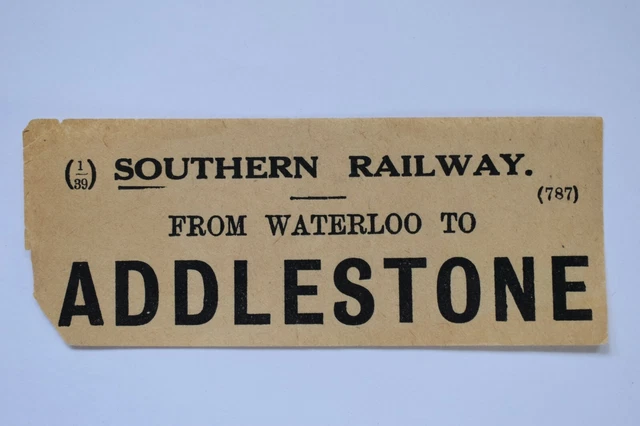 SOUTHERN RAILWAY LUGGAGE Label to Addlestone (RefA14) EUR 2,85 ...