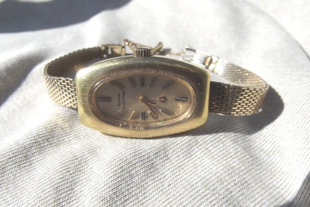 VINTAGE BULOVA ACCUTRON N-4 Quartz 2210 Ladies Watch Rolled Gold Free ...