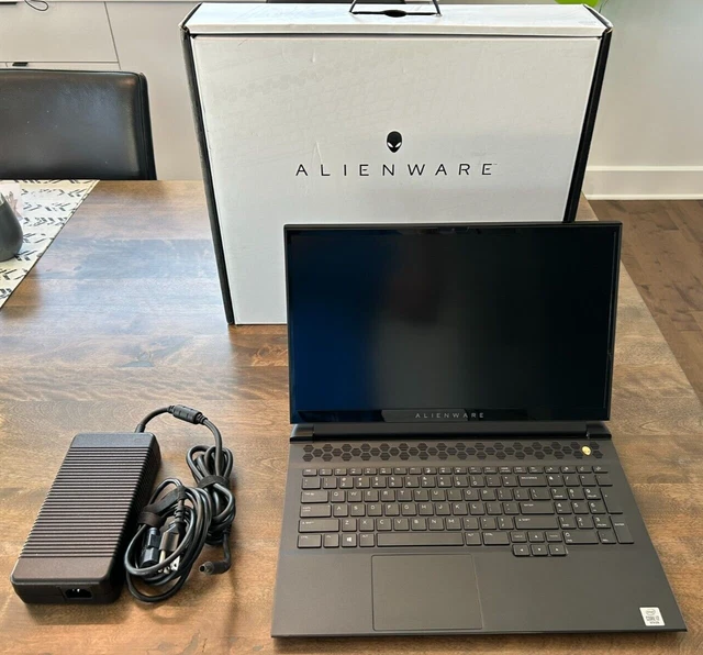 ALIENWARE M17 R3 Gaming Laptop with RTX 2080 SUPER 8GB - Very good ...
