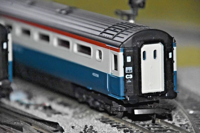 LIMA INTERCITY 125 HST Mk3 Restaurant Buffet Coach BR Blue Grey vgc OO ...