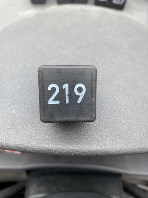 AUDI VW SEAT SKODA RELAY-219 Control Unit Relay Module 443951253AA ...