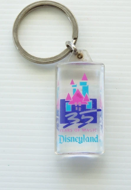 VINTAGE DISNEYLAND 35 Years Of Magic Walt Disney Souvenir Acrylic Key ...