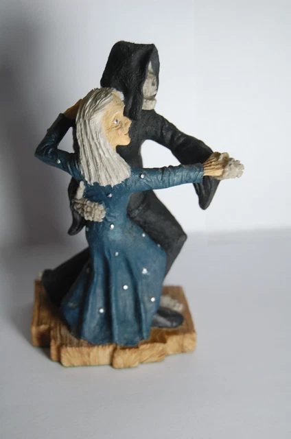 TERRY PRATCHETT'S DISCWORLD - Death And Miss Flitworth Dw138 By ...