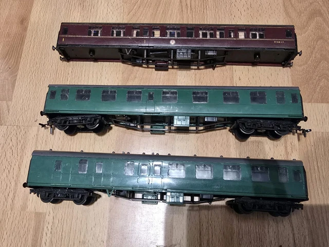 KITMASTER ROSEBUD OO Gauge Mark One Coaches X 3. 2 Green 1 Maroon £10. ...