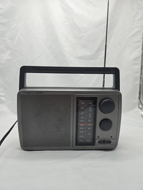 VINTAGE RADIO SHACK Optimus AM/FM Portable Radio Receiver Model 12-726 ...