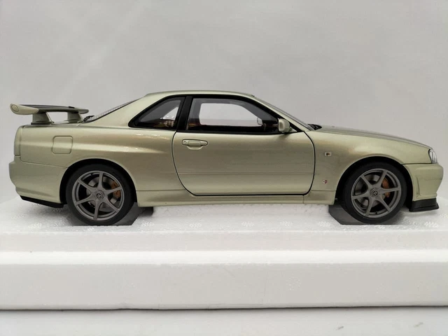 AUTOART 1/18 NISSAN Skyline GT-R R34 V-Spec ll (77404) Millennium Jade Con Box EUR 310,56 ...