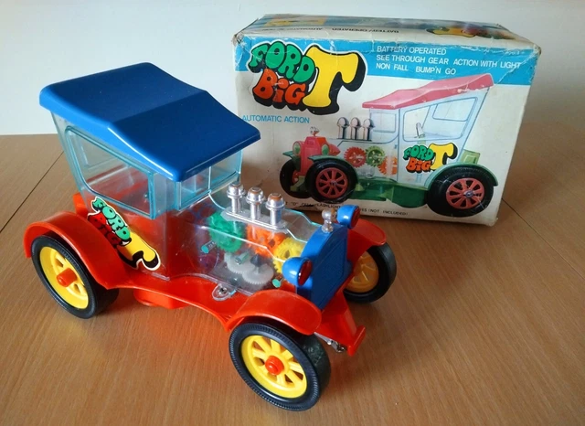 VINTAGE FORD BIG T Car Bump & Go Battery Op Toy Hong Kong Taiyo Boxed ...