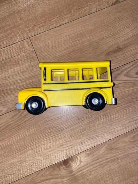 COCOMELON MUSICAL Yellow School Bus Toy £8.00 - PicClick UK