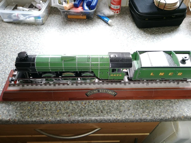 LNER FLYING SCOTSMAN Steam Locomotive Train Model Railway Display Model ...