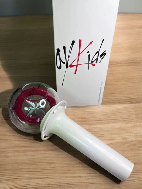 STRAY KIDS OFFICIAL Light Stick Ver.1 with Box K-POP Concert Goods 2019 ...