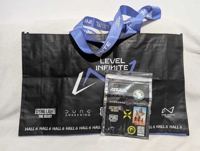 GAMESCOM 2025 LEVEL Infinite Memorabilia Collectibles. Bag and Sticker pack £10.77 - PicClick UK