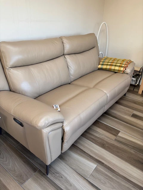 DFS WREN SOFA 3 seater leather Power with USB and 4 yrs Sofacare left ...