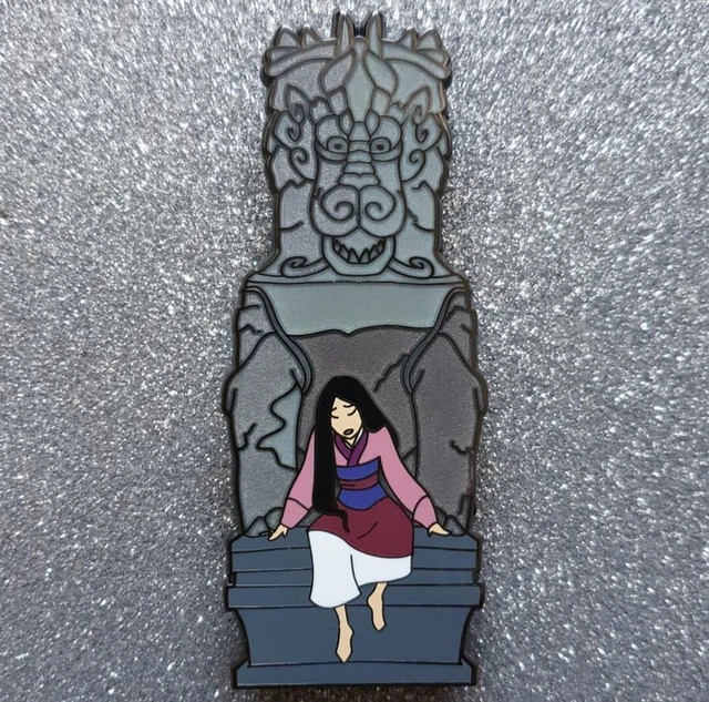 MULAN & SHAN-YU Good vs Evil Jumbo Fantasy Disney Pin par Collect ...