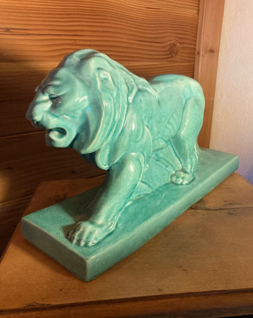 GRANDE SCULPTURE LION art déco, en émail craquelé, Peugeot, 1934, Le ...