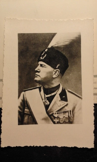 FOTO DEL DUCE Benito Mussolini fez pennacchio medaglie 6x9 originale ...