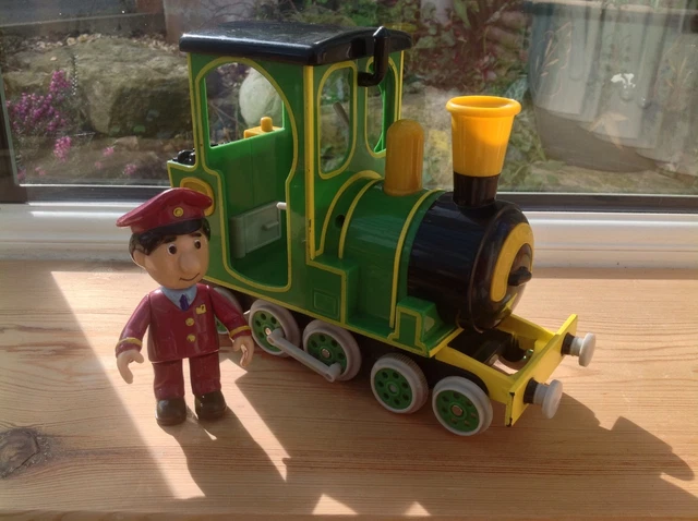 POSTMAN PAT TOY Figure - Friction Greendale Rocket Train & Ajay ...