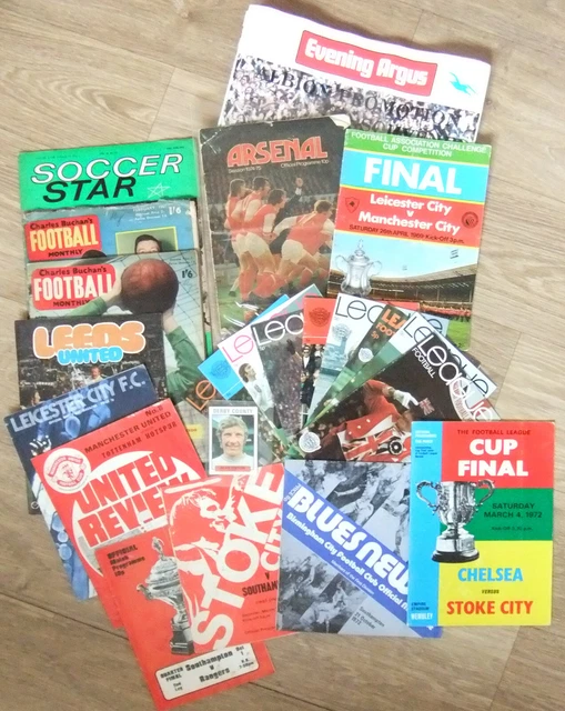 RARE, VINTAGE JOBLOT Of Football Themed Items, Mags, Programmes, Poster ...