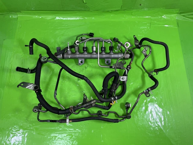 TOYOTA HILUX MK8 Fuel Injector Rail + Leak Off Pipes + Sensor 2.4 ...