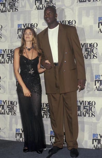 CINDY CRAWFORD SHAQUILLE O'Neal at 10th MTV Video Music Awards- 1993 ...