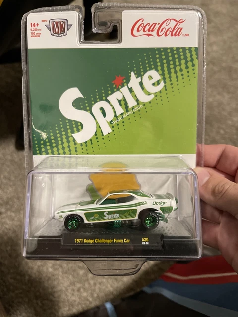 M2 MACHINES 1971 Dodge Challenger Funny Car Sprite 52500-A30 1/64 CHASE ...