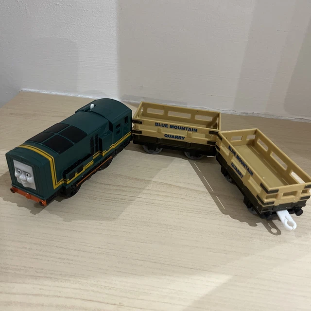 TRACKMASTER THOMAS & Friends Paxton In Trouble Motorised Train & Slate ...