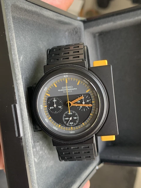 VINTAGE SEIKO 7A28-7000 Black Ripley Alien chronograph watch in box £ ...