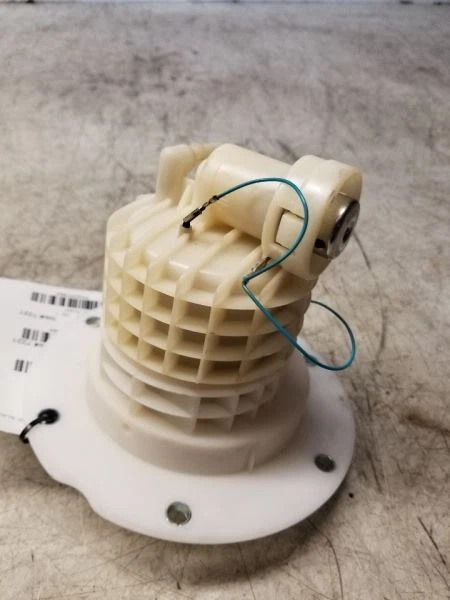 2005 2011 MERCEDES-BENZ SLK280 SLK300 - Fuel Filter Assembly ...