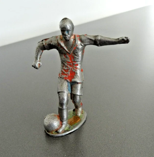 FIGURINE JOUEUR DE FOOT BALL alu aluminium ALUDO 1950 ABE EUR 2,00 ...