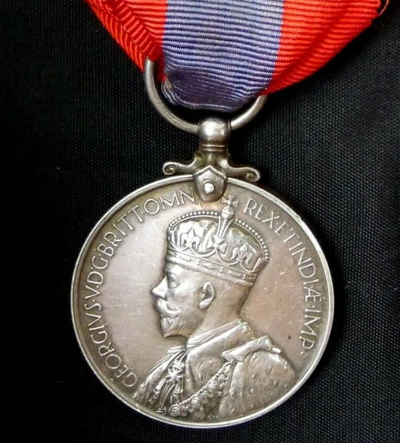 IMPERIAL SERVICE MEDAL Named; George Edward Wright. London Postman. Lg ...