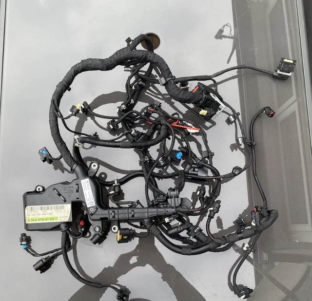 MERCEDES C CLASS W205 Engine Wiring Loom 2019 Petrol. £90.00 - PicClick UK