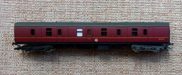 LIMA BR MK1 Full Brake Gangway Maroon Coach M25742. Cat No 305342. Used ...