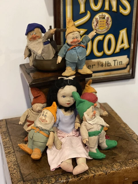 CHAD VALLEY DISNEY Snow white and the seven dwafs 1930s £285.00 ...