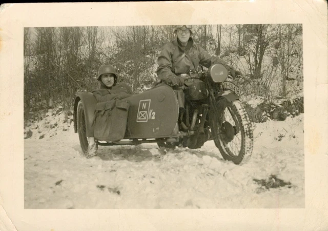 WK2 FOTO WEHRMACHT Kradmelder Motorrad Beiwagen Division Abzeichen ...
