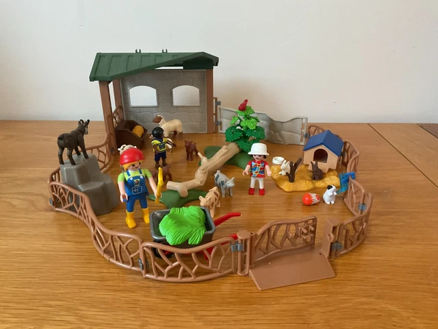 PLAYMOBIL PETTING ZOO (6635) Goats, Pigs, Rabbits, Sheep, Guinea Pigs ...