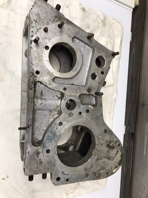 LAND ROVER SERIES 3 / 2A Bare Shell Transfer Case Part No. 539787 £30. ...