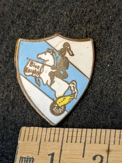 BLUE KNIGHTS POLICE Motorcycle Club Logo Lapel Pin Quebec Canada Law ...