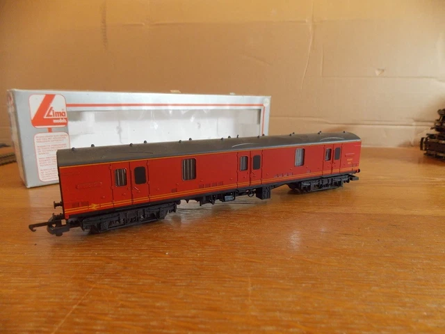 LIMA GUV PARCELS COACH No 93395 in ROYAL MAIL Livery. OO Gauge. £10.00 ...
