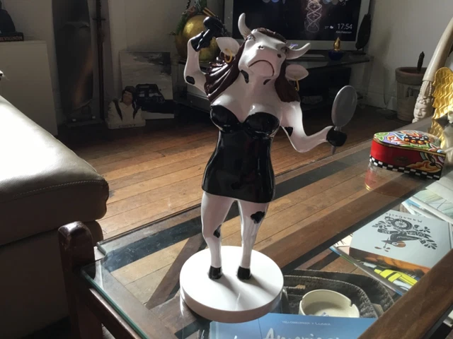 STATUETTE VACHE COW Parade Rare Pin Up Bimbo Coiffure . EUR 70,00 ...