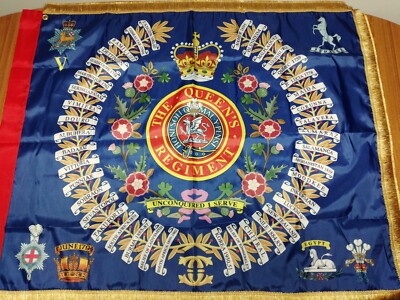 THE QUEEN'S REGIMENT 5th Battalion Regimental Colours flag £25.00 ...