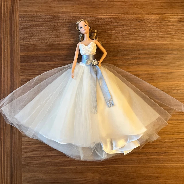 MONIQUE LHUILLIER SPOSA bambola Barbie 2006 Mattel J0975 etichetta ...