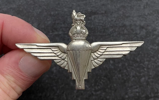 GENUINE WW2 PARACHUTE Regiment Airborne Cap Badge Gaunt Made £50.00 ...