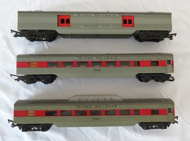 TRI-ANG OO GAUGE Transcontinental Coaches Diner, Baggage Car ...