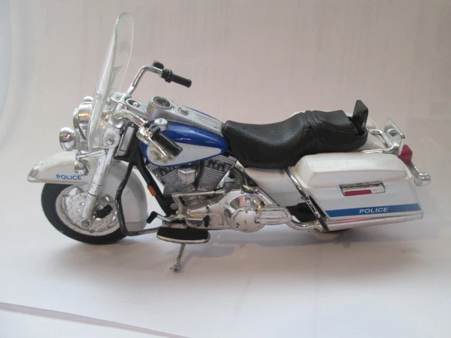 HARLEY DAVIDSON CALIFORNIA Highway Patrol 1-18 Scale Maisto Motorcycle ...