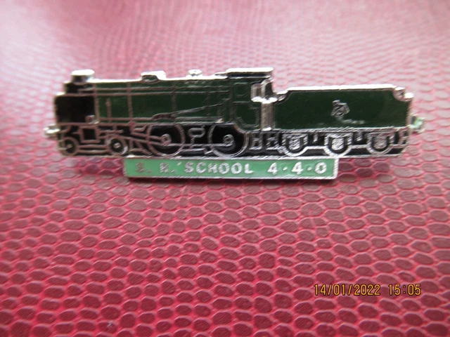 SCHOOL CLASS 4-4-0 Enamel Badge in BR Livery £4.50 - PicClick UK