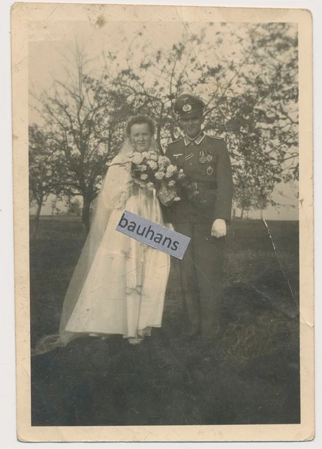 FOTO WEHRMACHT UNTEROFFIZIER mit Braut EK, ISA (5189a) EUR 4,00 ...